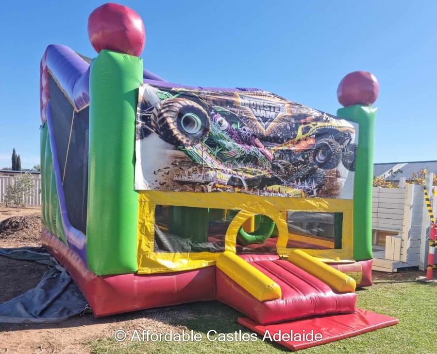 Superslide Castle with Slide and Obstacles - Jumping Castle Hire in ...
